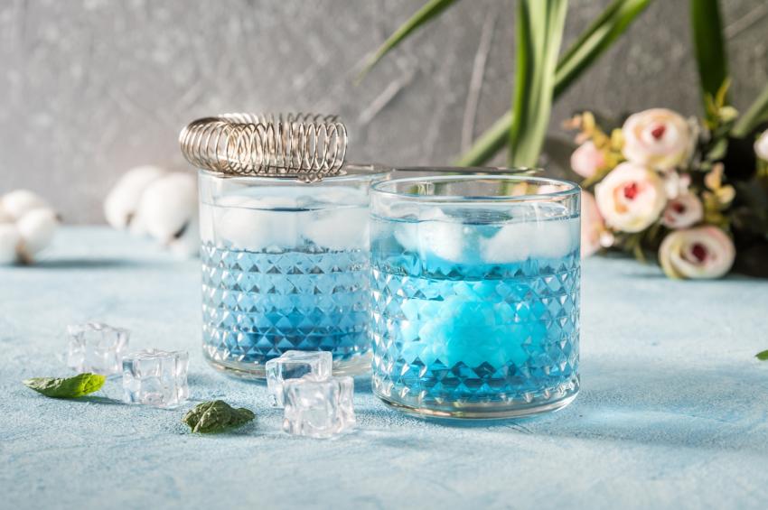 13 Sparkling Water Cocktails That Are Bubbly Bliss | LoveToKnow