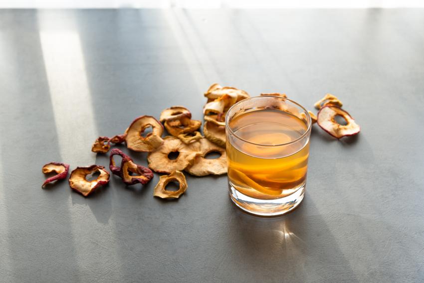 13 Maple Bourbon & Maple Whiskey Cocktails You'll Fall For | LoveToKnow