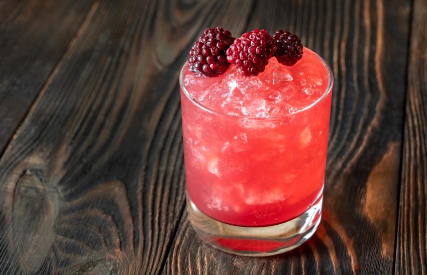 10 Pretty Pink Mocktails Without a Blush of Booze | LoveToKnow