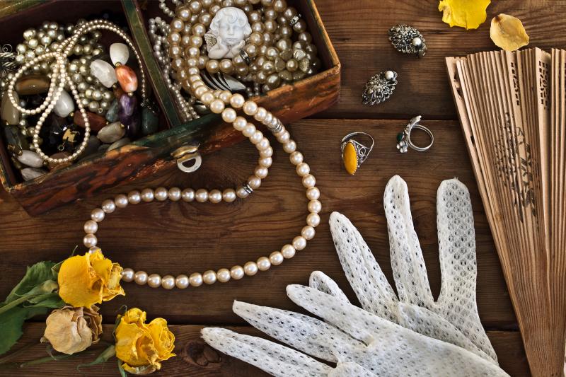 15 Common Family Heirlooms You'll Find in Most Homes | LoveToKnow
