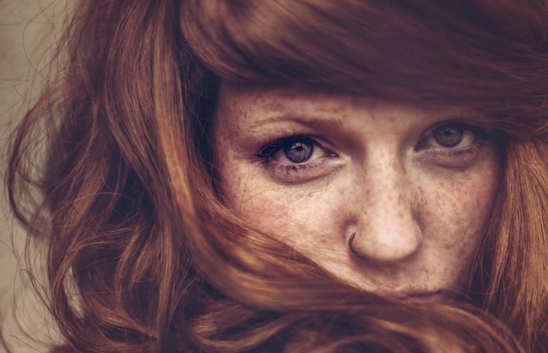 Exploring the Dynamic Traits of a Leo Woman | LoveToKnow