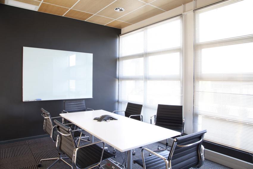 8 Best Office Paint Colors to Improve Mood, Productivity & Sales ...