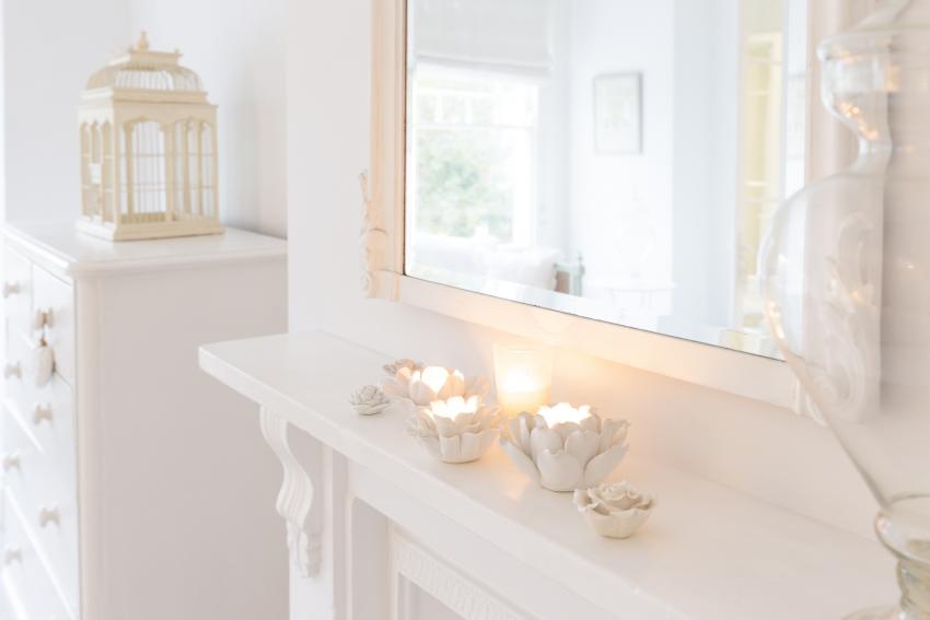 17 Spring Mantel Decor Ideas That Are a Breath of Fresh Air | LoveToKnow