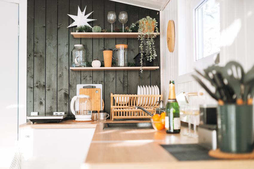 22 Cozy Ideas for a Modern Rustic Kitchen | LoveToKnow