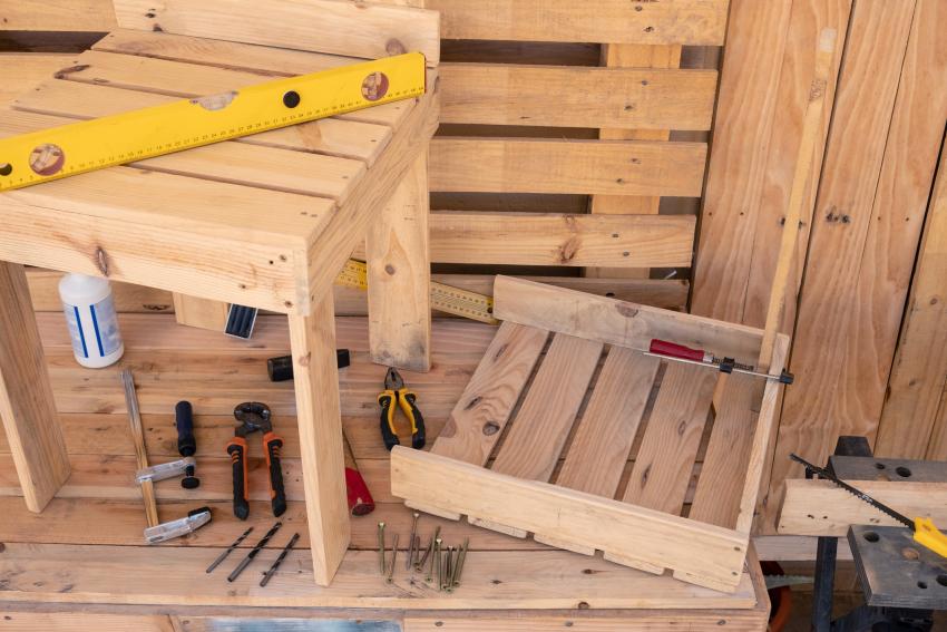 10 Clever DIY Wood Pallet Projects for Home & Garden You Can Do This ...