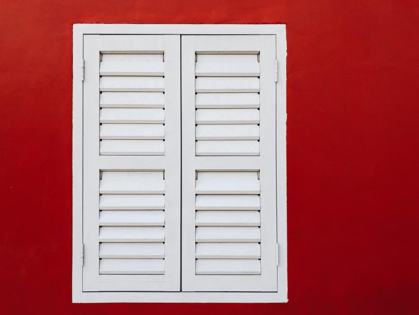 13 Clever Designer Ideas for a Hidden TV | LoveToKnow