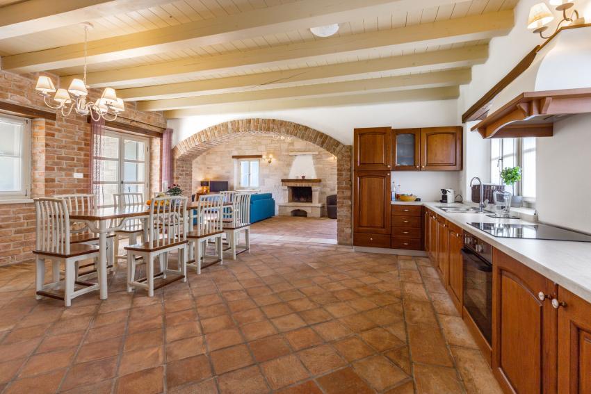 21 Ways to Add Elegant Simplicity With French Country Decor | LoveToKnow