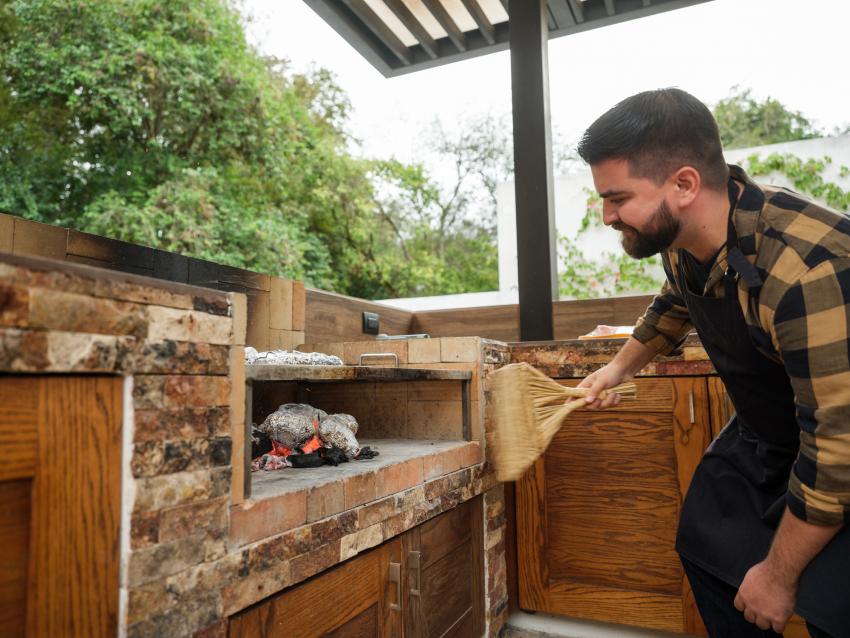 8 Modern Summer Kitchen Decor Ideas to Entertain in Style | LoveToKnow