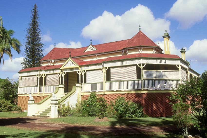 9 Decorative Lattice Ideas for a Charming Interior or Exterior | LoveToKnow