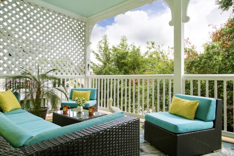 9 Decorative Lattice Ideas for a Charming Interior or Exterior | LoveToKnow