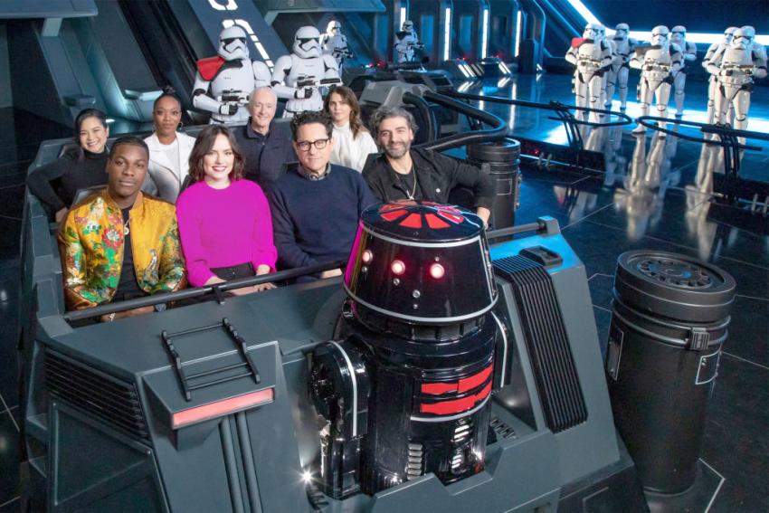 12 of the Most Popular Rides at Disneyland Worth Waiting in Line For ...