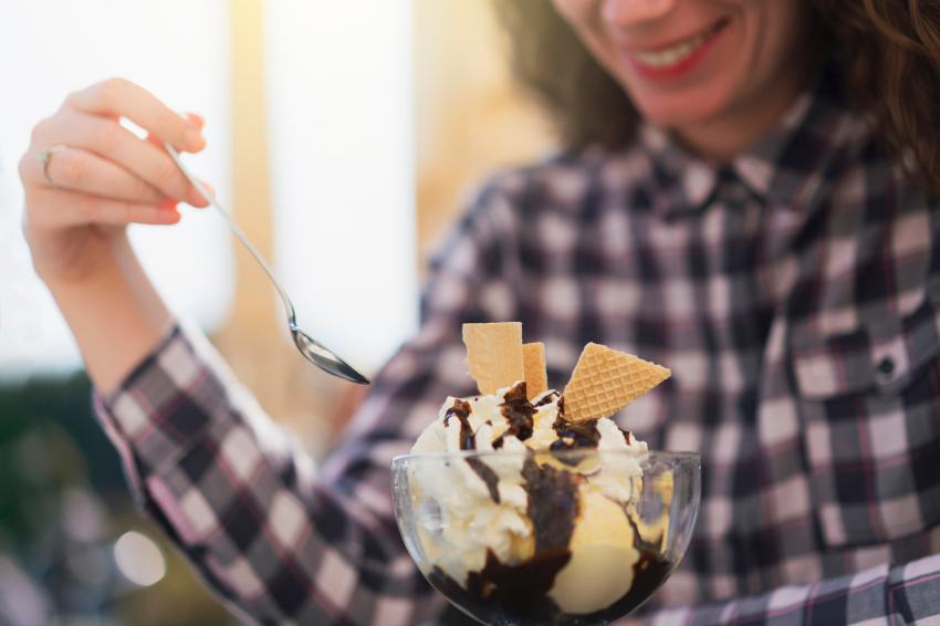 10 Endlessly Entertaining Things to Do When You're Bored | LoveToKnow