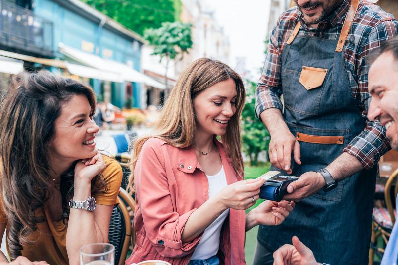 Check Splitting Calculator to Figure Out What You Owe Seconds | LoveToKnow