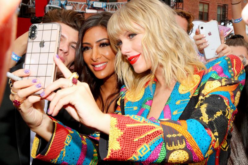 12 of the Most Popular People in the World We Can’t Get Enough Of ...