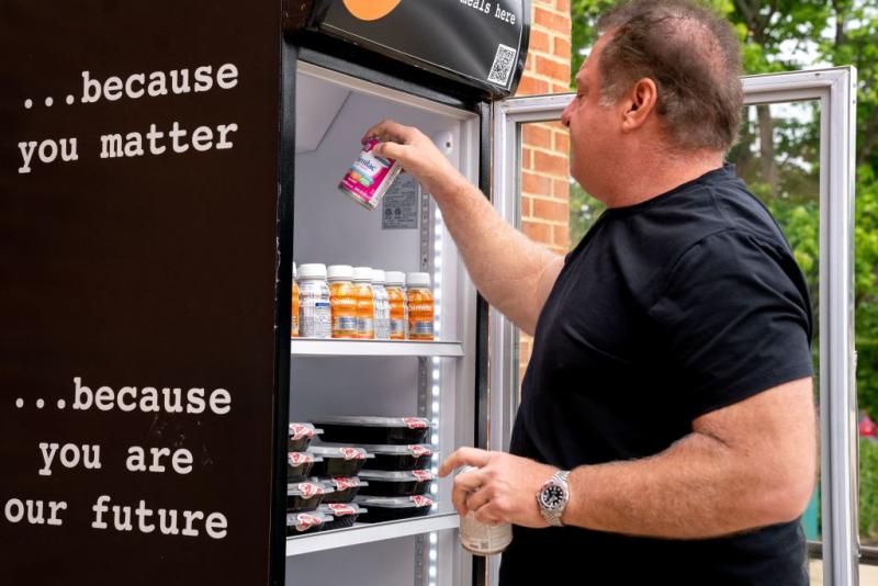 Discover Community Fridges & Why They Might Be the Way of the Future ...