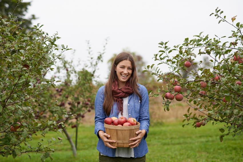 These 16 Apple Picking Outfit Ideas Are Stylish to the Core | LoveToKnow