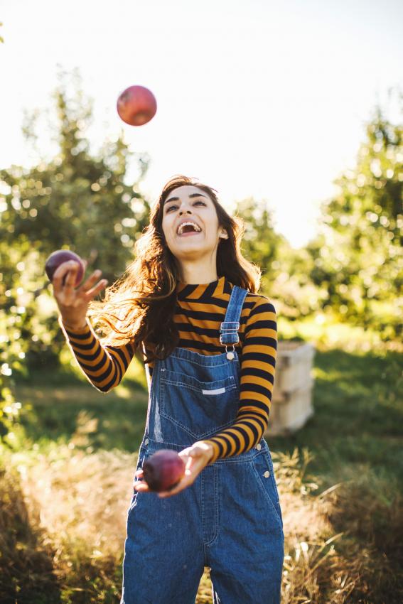 These 16 Apple Picking Outfit Ideas Are Stylish to the Core | LoveToKnow