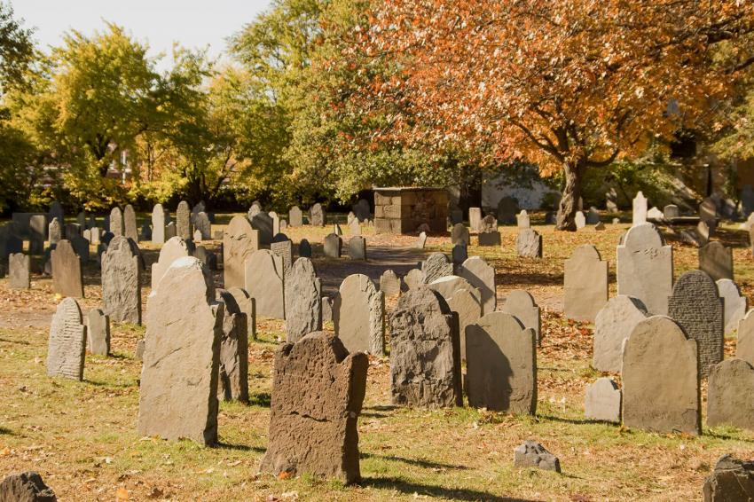 13 of the Most Famous & Fascinating Cemeteries in the U.S. | LoveToKnow