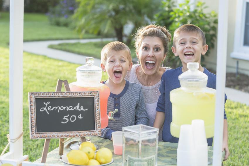16 Family Fun Ideas to Make the Most of Your Summer | LoveToKnow