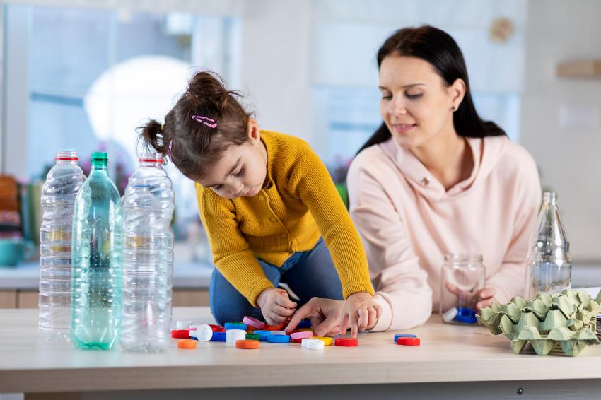 12 Common Household Items That Can Be Used as Kids' Toys | LoveToKnow