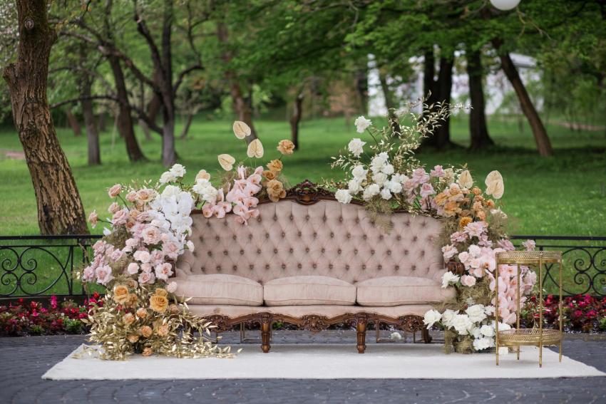 Create Colorful Floral Party Decor for Every Occasion | LoveToKnow