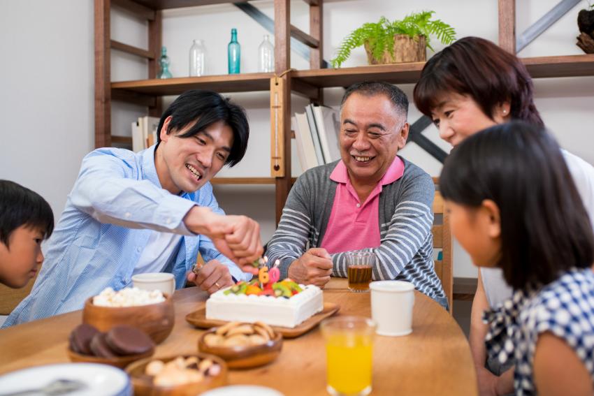 15 Creative 60th Birthday Party Ideas for an Unforgettable Bash ...