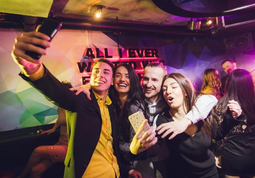 18 College Party Themes for an Epically Good Time | LoveToKnow