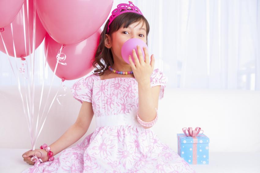 Paint the Town With 16 Vivid Color-Theme Party Ideas | LoveToKnow