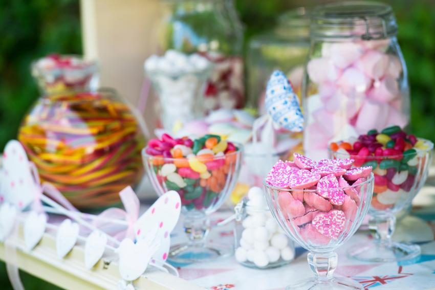 Paint the Town With 16 Vivid Color-Theme Party Ideas | LoveToKnow