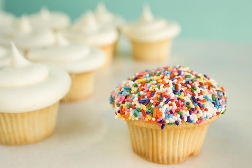 23 Effortless Cupcake Decorating Ideas for Any Celebration | LoveToKnow