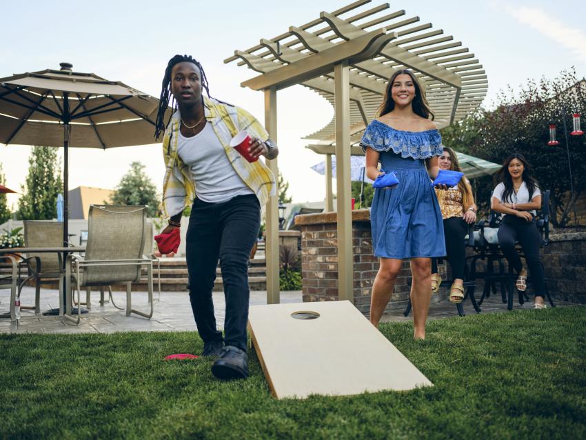 Go Beyond Baskets & Blankets With 10 Clever Picnic Party Ideas | LoveToKnow