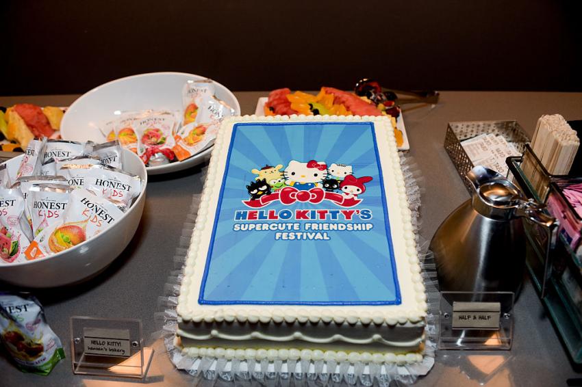 24 Hello Kitty Party Ideas for a Cute Kitten Celebration | LoveToKnow