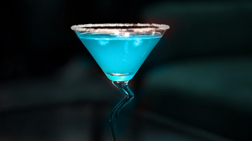 15 Neon Party Ideas Glowing With Pizzaz | LoveToKnow