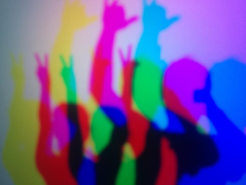 15 Neon Party Ideas Glowing With Pizzaz | LoveToKnow