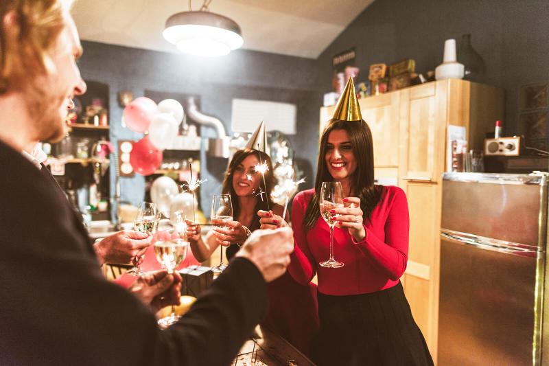 31 New Year's Toasts That Inspire | LoveToKnow