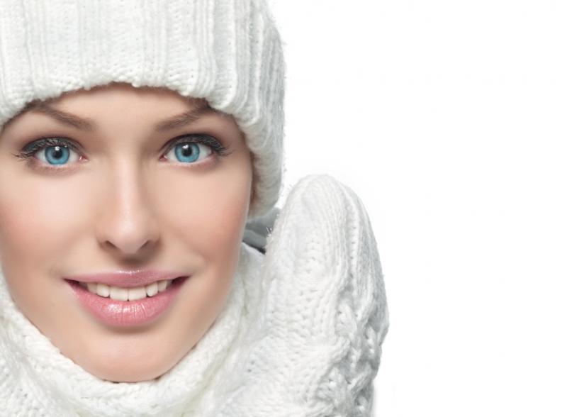 How to Keep Your Skin Hydrated in the Wintertime | LoveToKnow Health ...