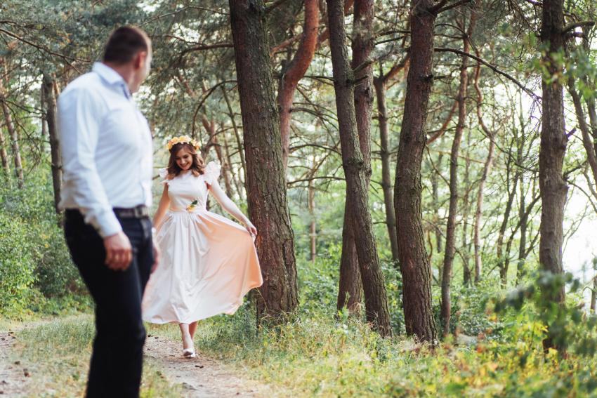 15 Instagram-Worthy Places to Take Prom Pictures | LoveToKnow