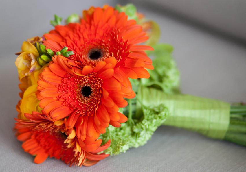 Stunning Gerbera Daisy Wedding Bouquets | LoveToKnow