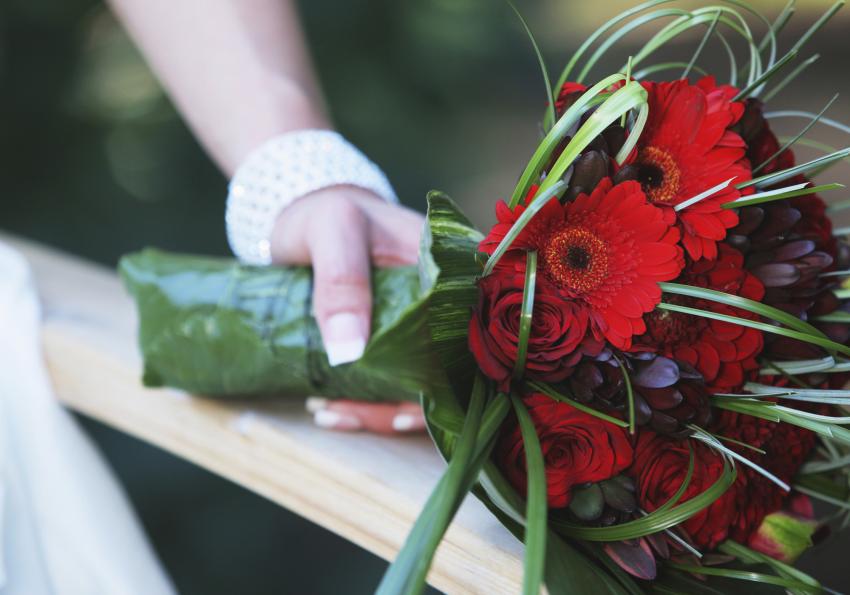 Stunning Gerbera Daisy Wedding Bouquets | LoveToKnow
