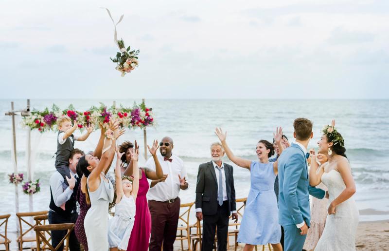 Planning the Perfect Ocean-Themed Wedding | LoveToKnow