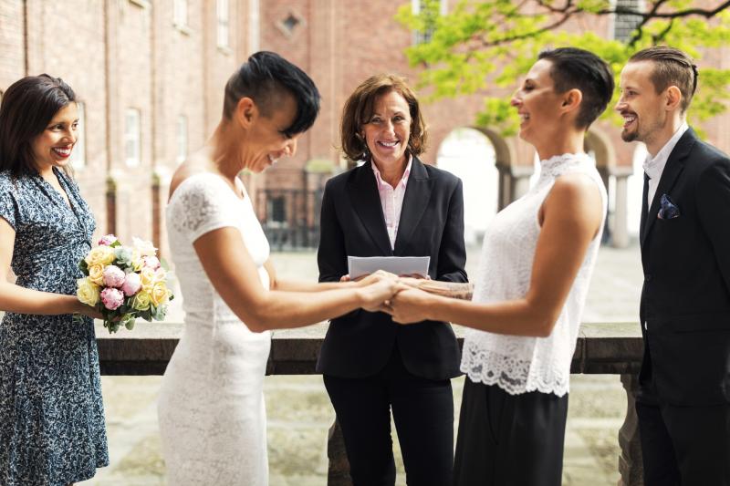 How to Officiate a Wedding: Tips for a Meaningful Ceremony | LoveToKnow