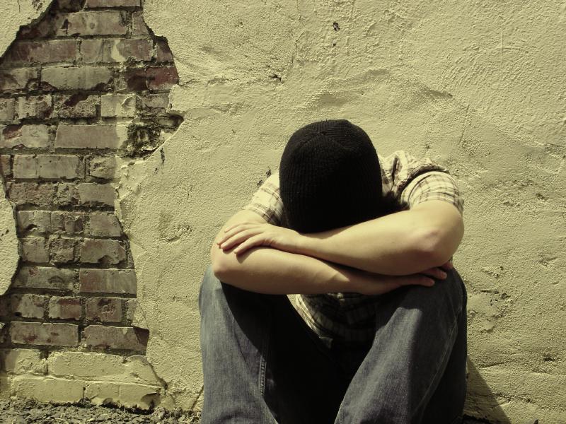 Signs of Drug Abuse | LoveToKnow Health & Wellness