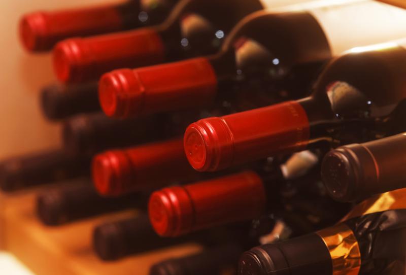 Optimal Red Wine Storage: Temperature Tips | LoveToKnow
