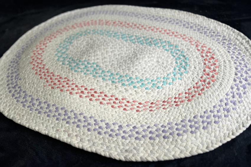 15 Super Creative Ways to Upcycle Old T-shirts | LoveToKnow