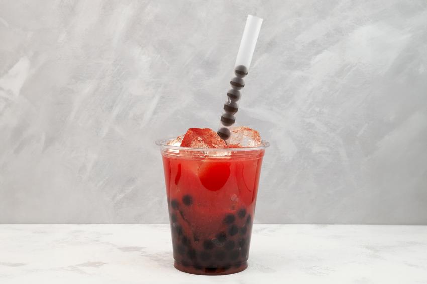 8 Boozy Boba Cocktails With a Pop of Flavor | LoveToKnow