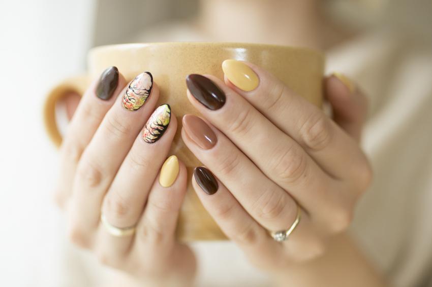 13 Brilliant September Nail Ideas You'll Fall in Love With | LoveToKnow