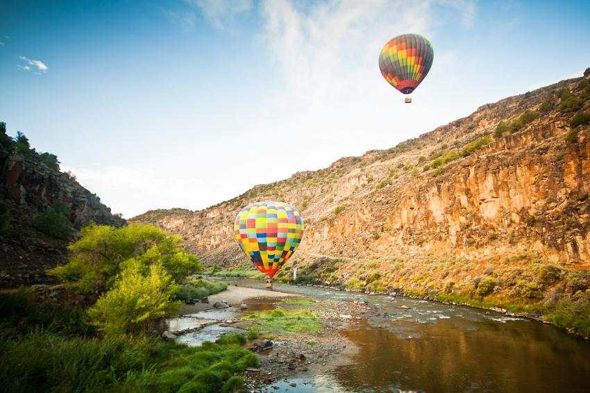 10 Best Places to Visit This Fall for a Family Trip | LoveToKnow