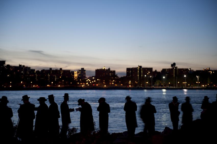 Rosh Hashanah Traditions to Make This New Year the Sweetest | LoveToKnow