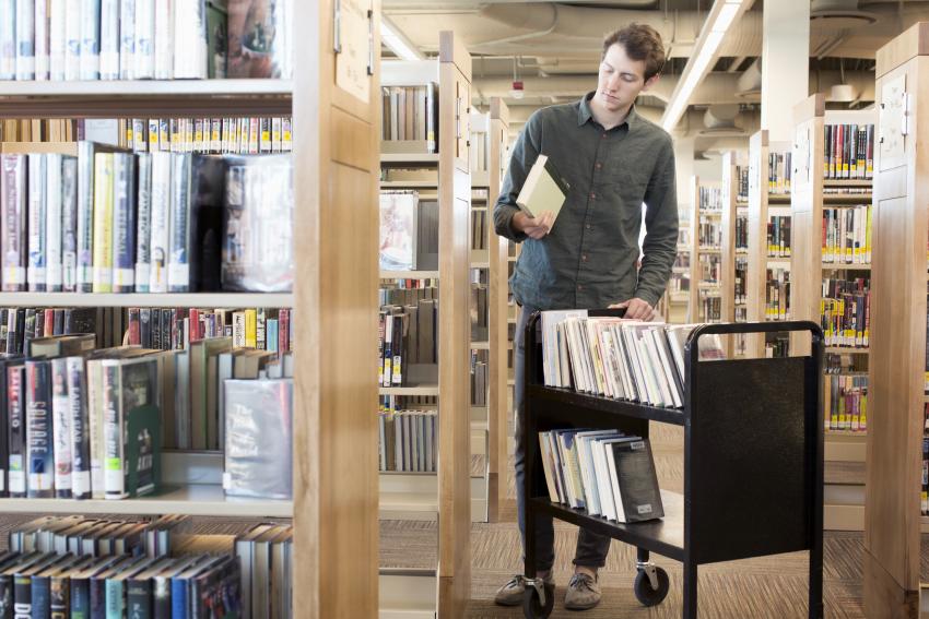 19 Things Your Librarian Wants You to Know: Secrets of the Stacks ...