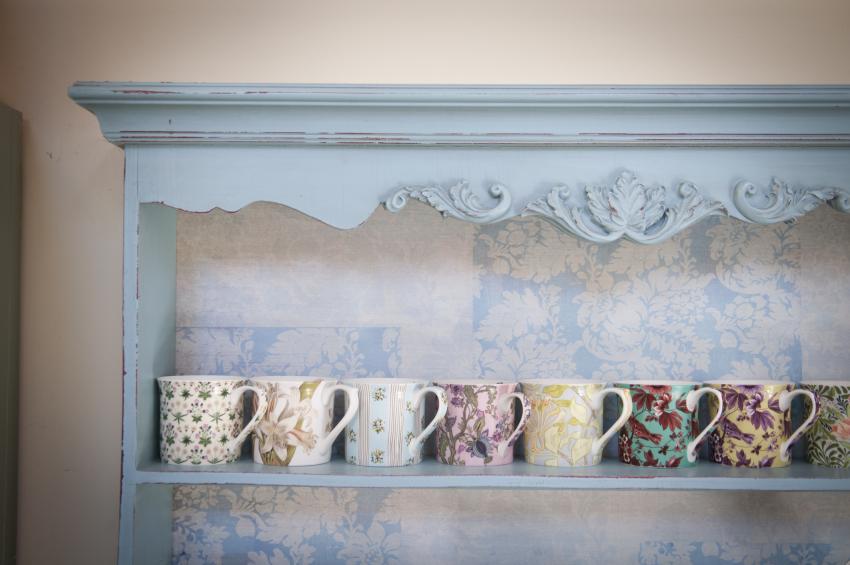 7 Easy Ways to Bring Nostalgiacore to Your Home | LoveToKnow